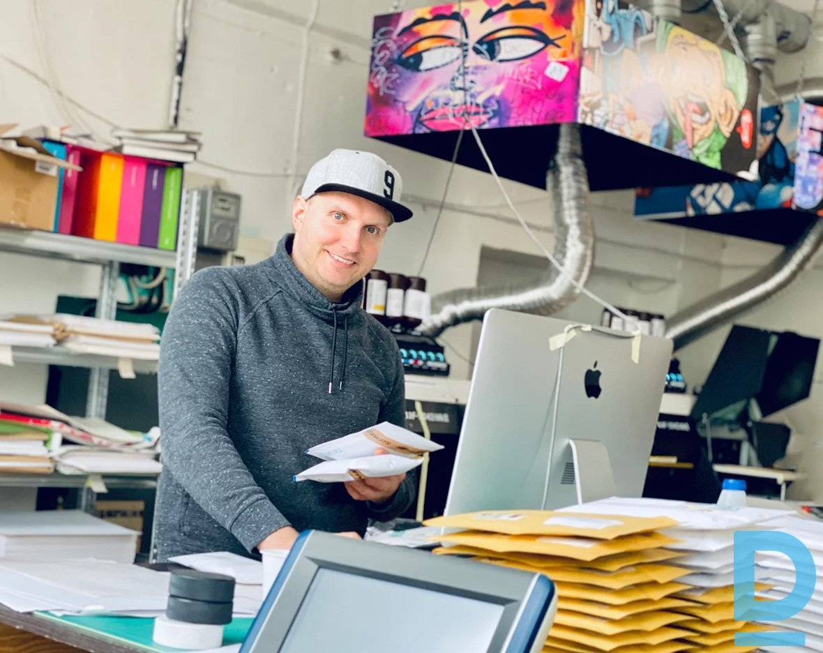 Graphic Designer vacancy | Anton Komarov | Ads Dalder.lv