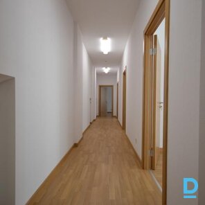 Office for rent Stabu iela 47, Price 780€ | Ads Dalder.lv