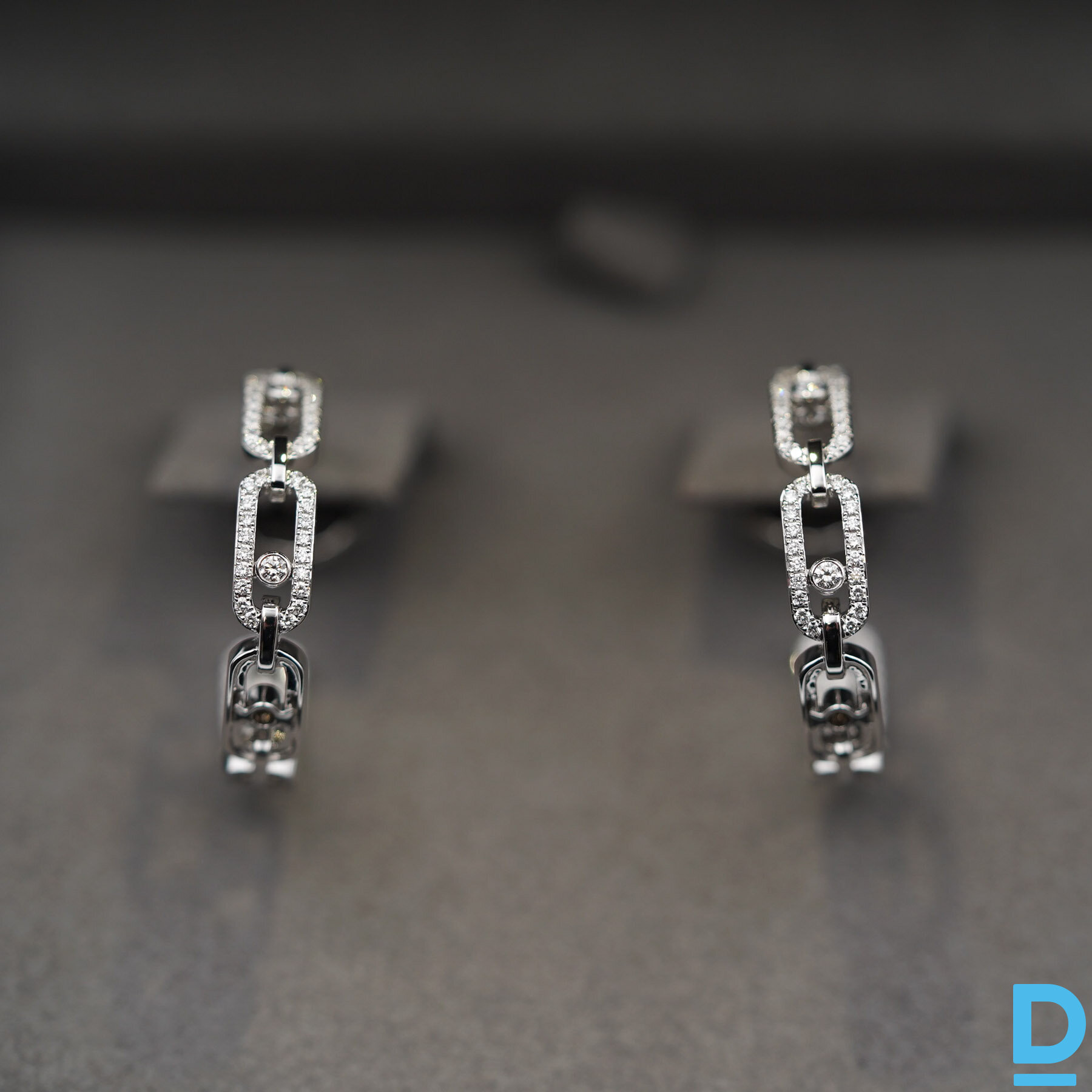 For sale Messika Move Link SM Hoop Earrings | Ads Dalder.lv