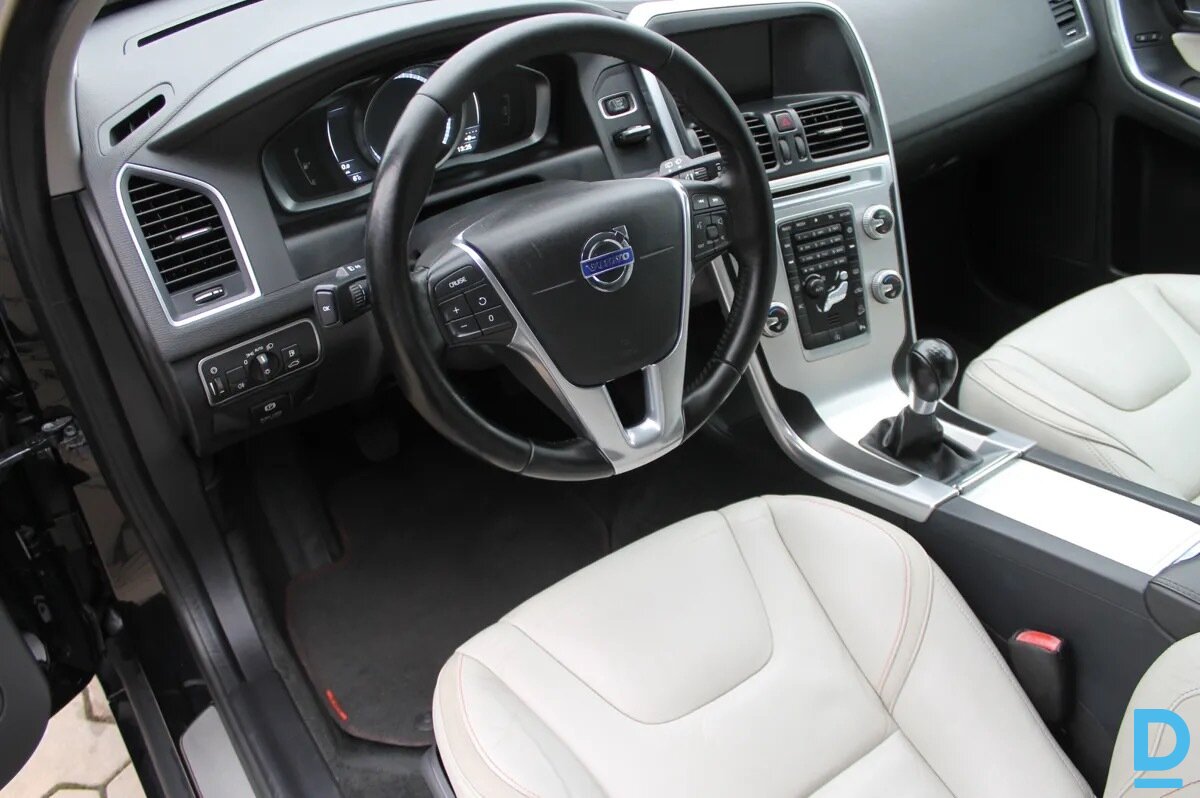 For sale Volvo XC60 FACELIFT 4x4, OCEAN RACE, 2.4D, 2014, Price 14750 ...